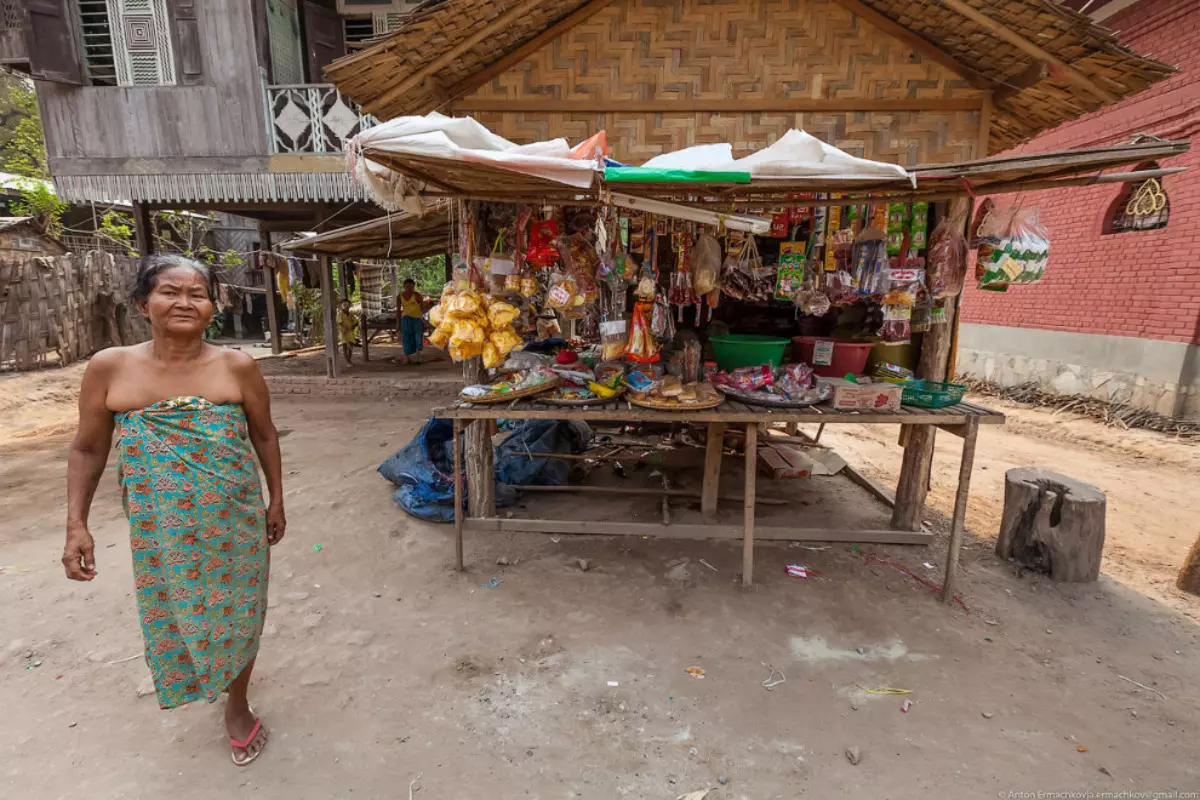 Burma: Y bont enwog U Bein. Lluniau Anton Yermachkova 3360_18