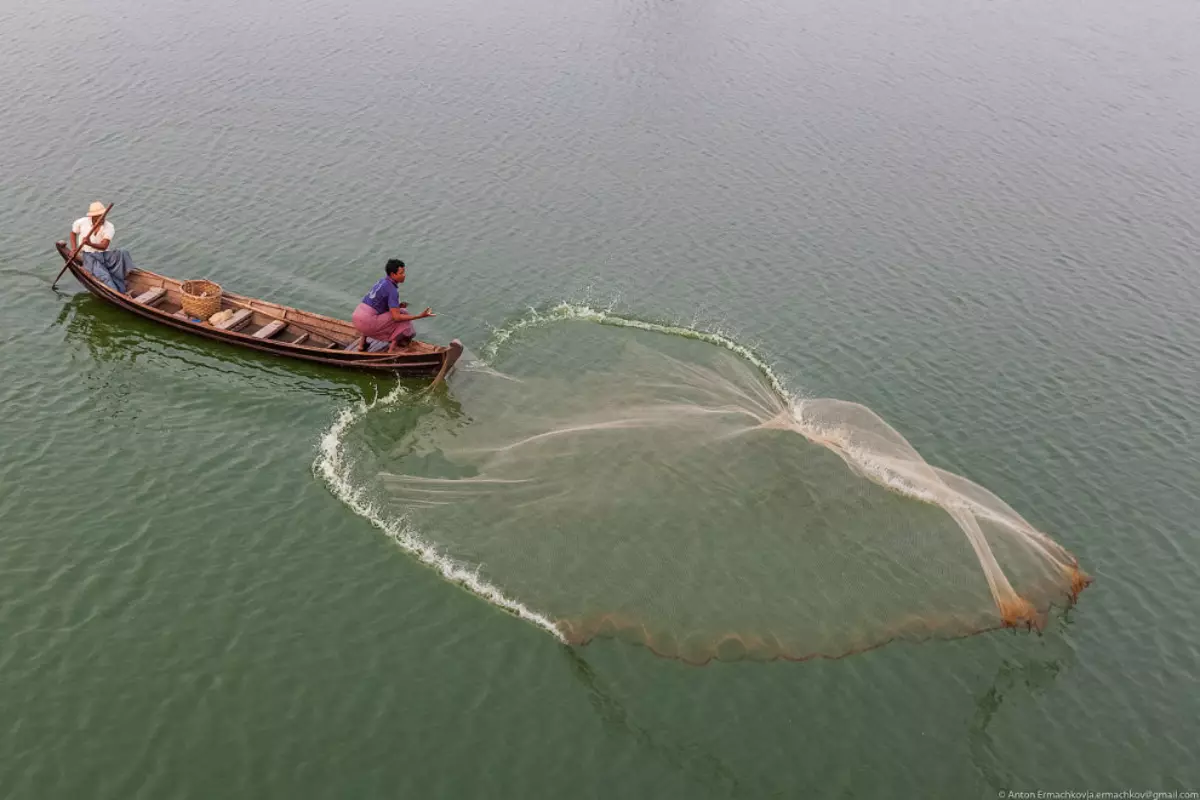 ബർമ: പ്രശസ്ത പാലം യു ബീൻ. ഫോട്ടോകൾ അന്റൺ യെർമ മാച്ച്കോവ 3360_7