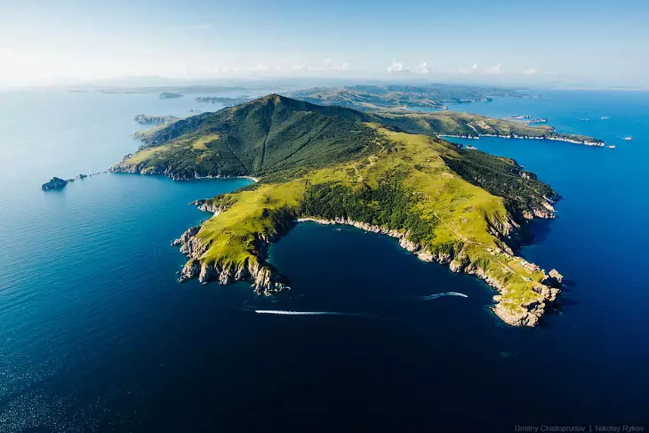 Ku nkombe z'isi: Peninsula Gamova. Amafoto ya Dmitry Chistoprudova 3416_1