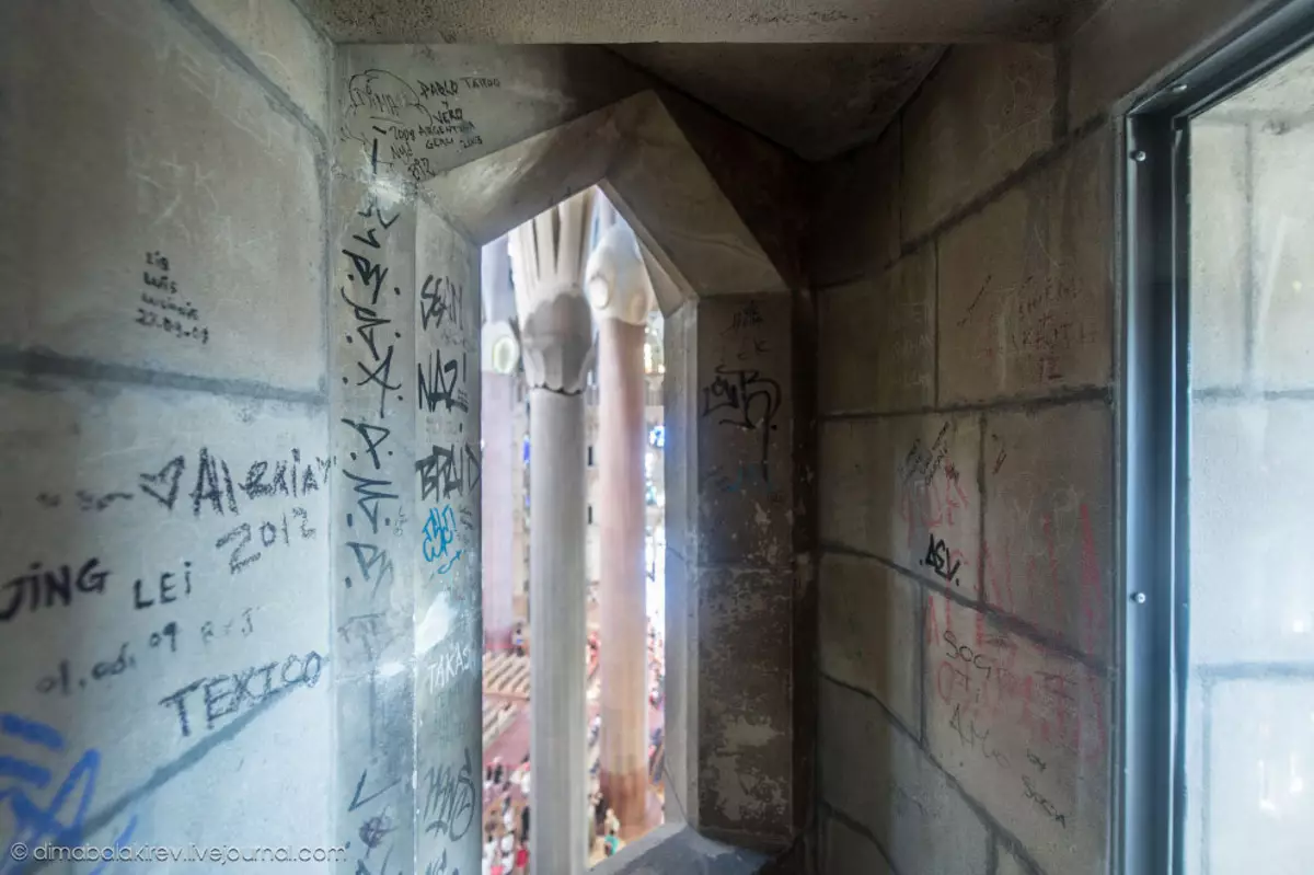 Church of the Holy Family สเปน ภาพถ่ายของ Dmitry Balakirev 3545_25