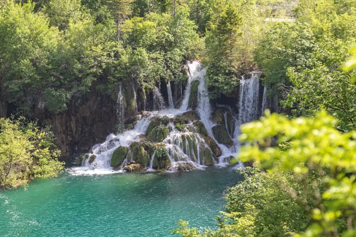 Lacurile Plitvice, cascada Veliki SLAP în lentilă;) 3719_5