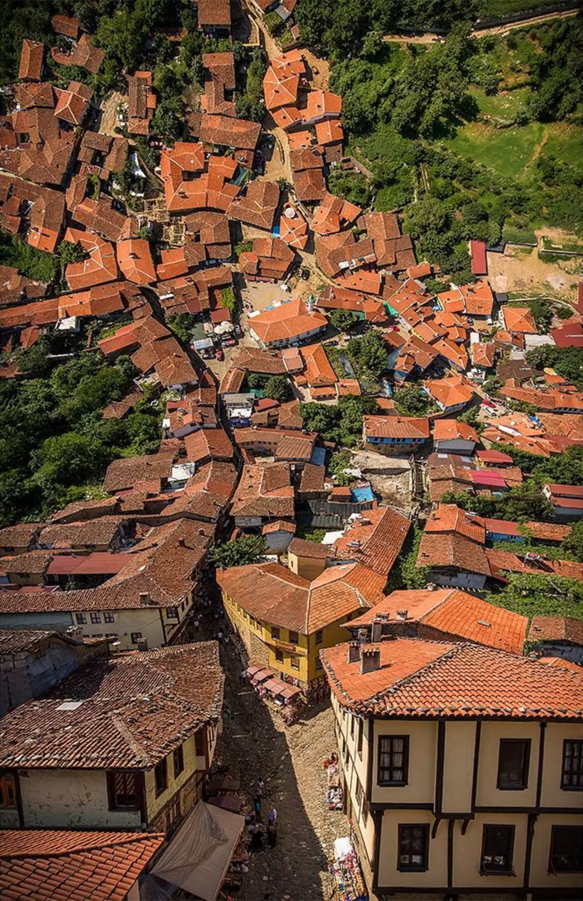 Tempo-Defio kaj Spaco: Foto-Projekto Aydın Büyüktaş 3995_4