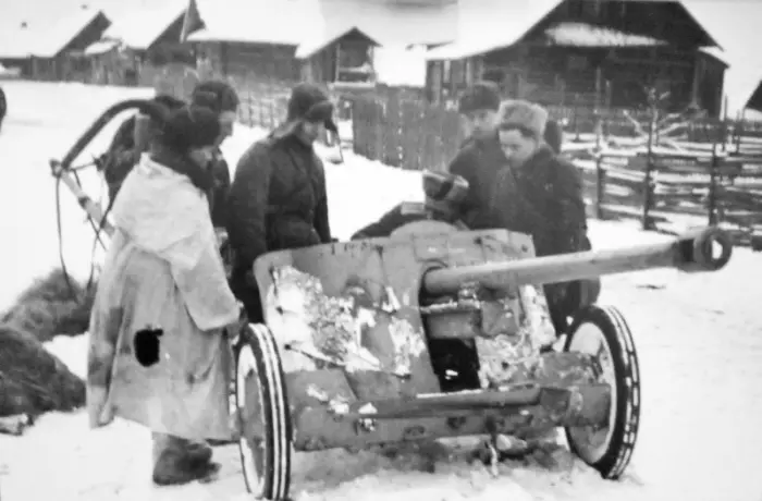 Emosionelle fotos om mennesker og begivenheder i den store patriotiske krig 4073_5