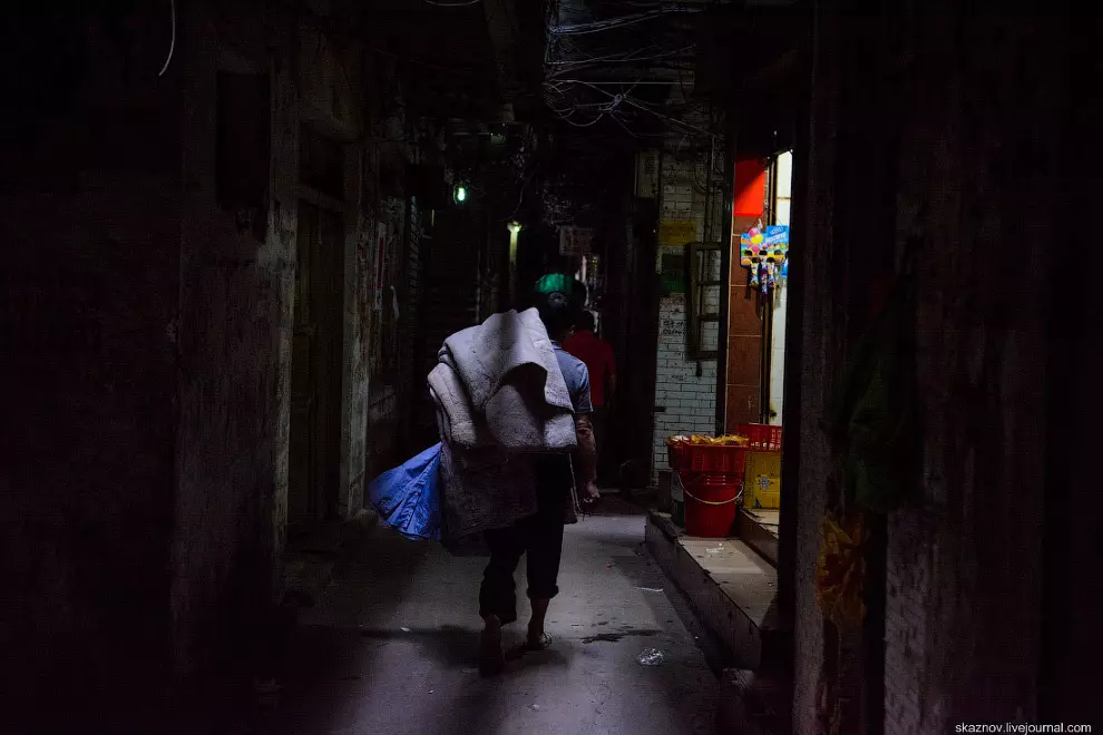 Wenn die Atmosphäre der Slums unterdrückt ... China in Fotos von Stanislav Casnova 4093_23