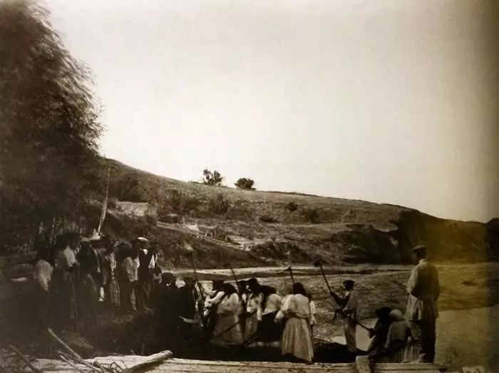 Jak žil Don Cossacks před 150 lety: Dokumentární fotografie Ivan Boldyrev 4182_2