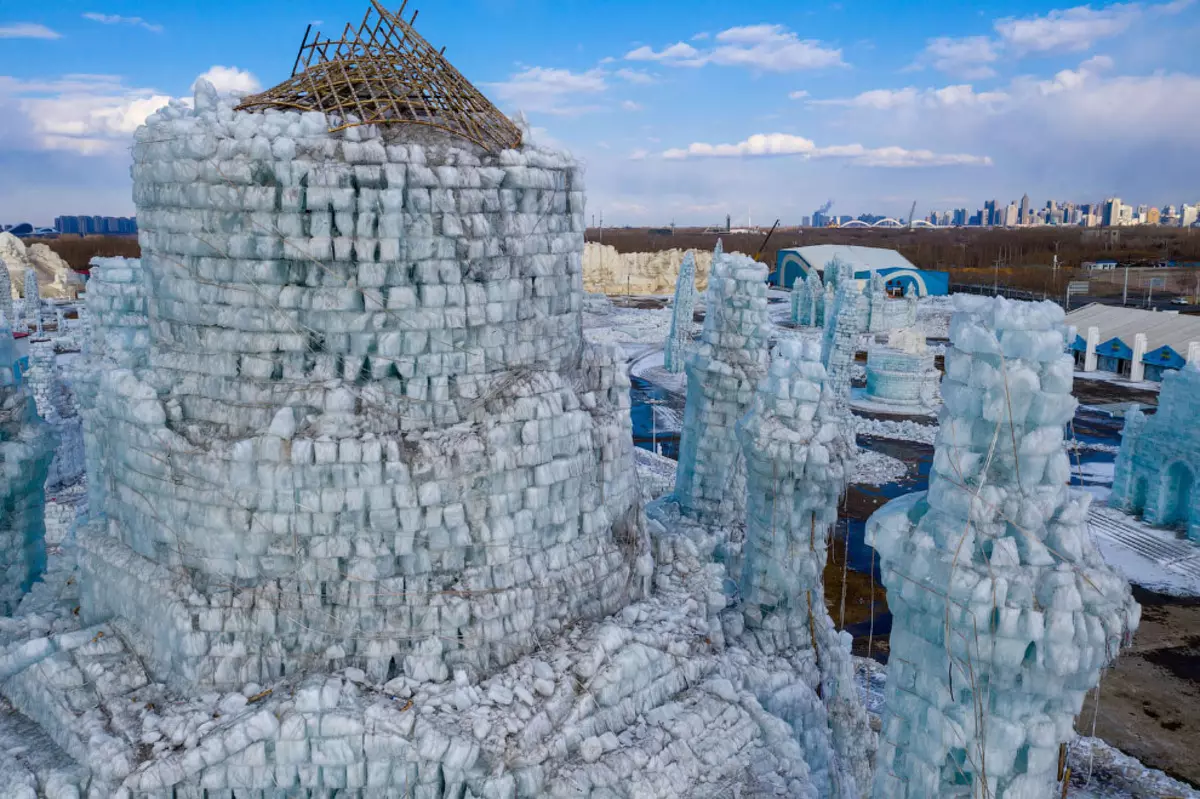 Wie die Städte der Eisskulpturen in Harbin bröckeln 4225_4