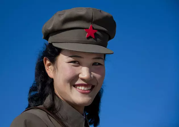 How smiles North Korea in the project Erica Lafforg 4578_8