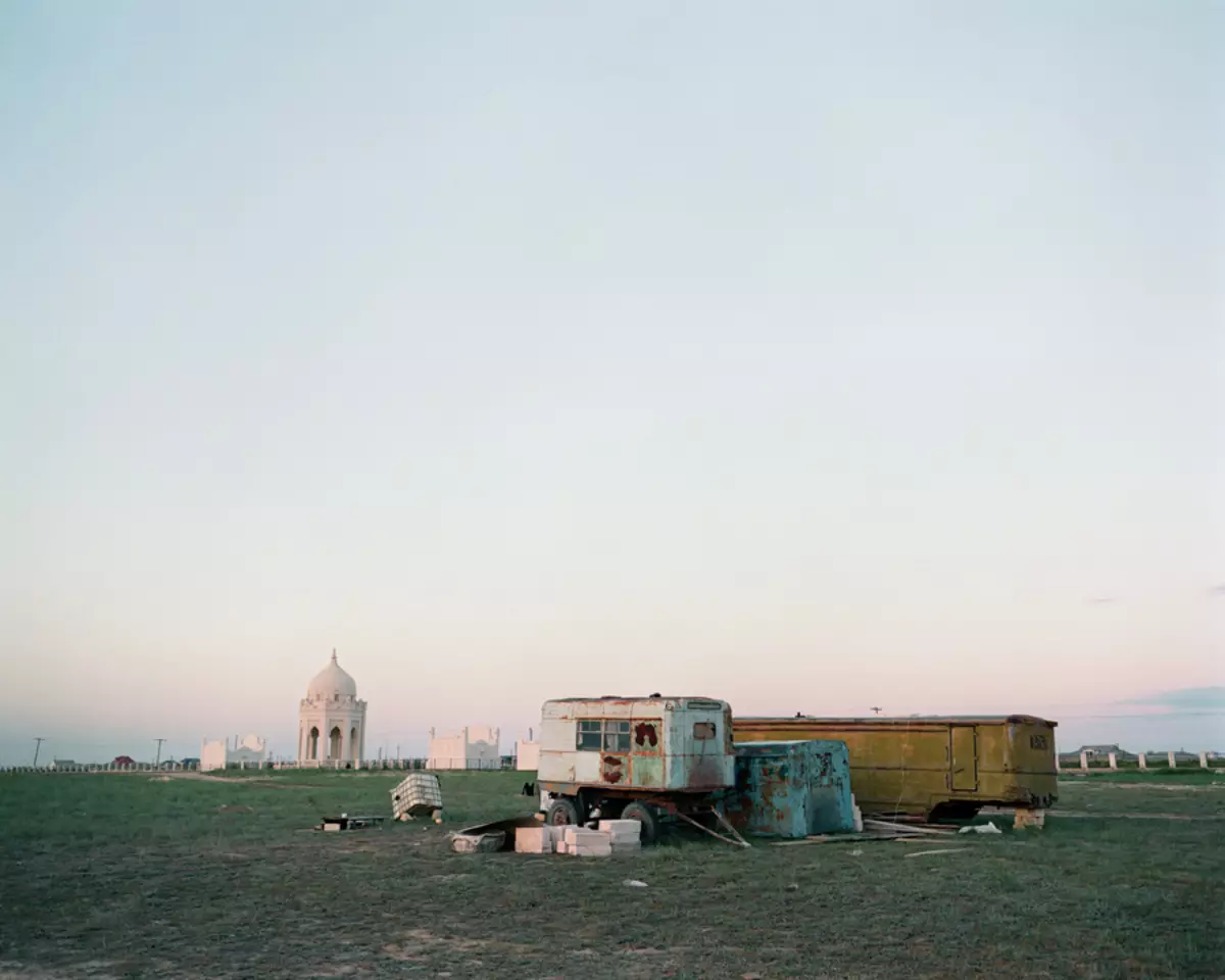 Symbiose du paysage et des coutumes des personnes: Caspian à Lens Chloe Dewe Mathews) 4779_21