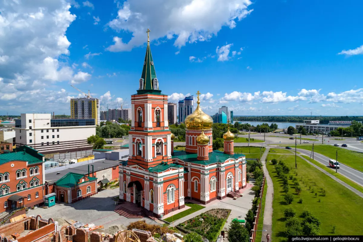 Barnaul - la capitale du territoire de l'Altai d'une hauteur de la gloire de Stepanov 4978_17