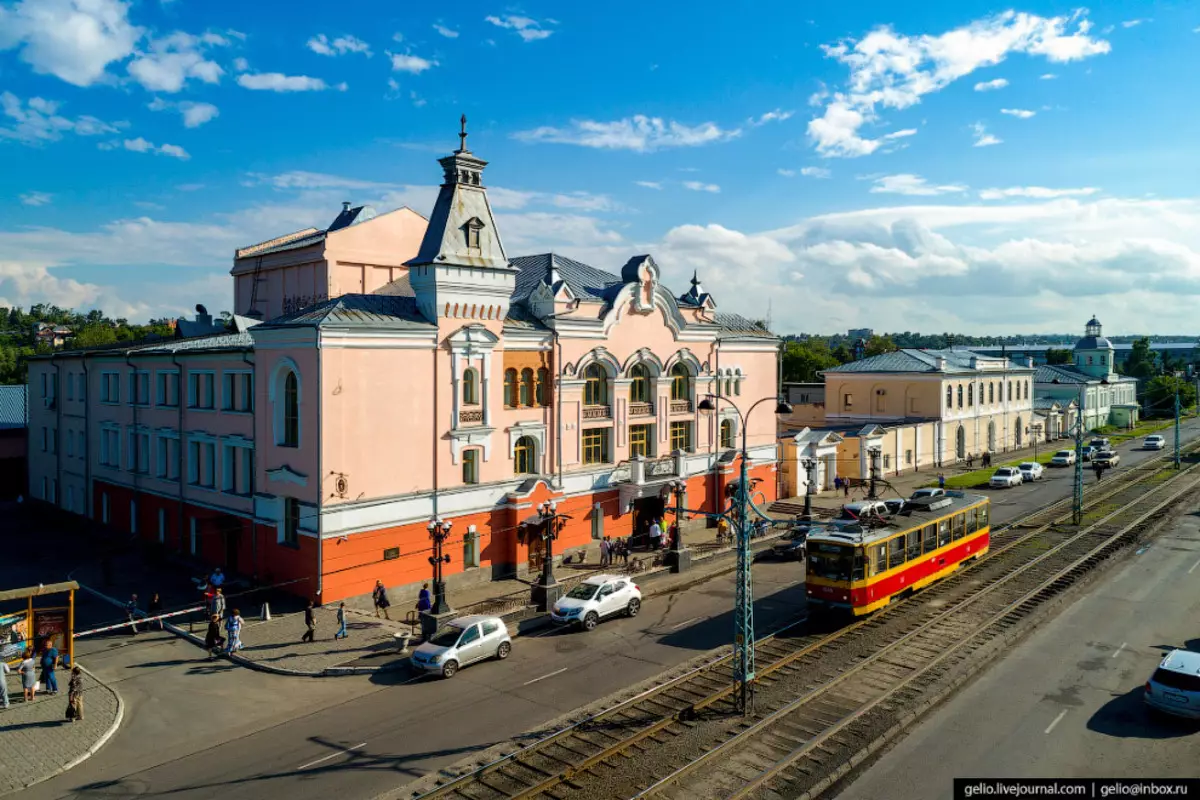 Barnaul - la capitale du territoire de l'Altai d'une hauteur de la gloire de Stepanov 4978_23