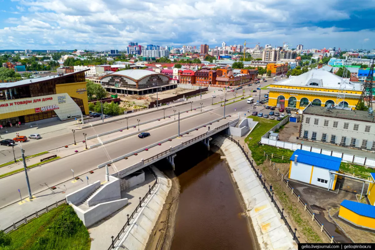 Barnaul - la capitale du territoire de l'Altai d'une hauteur de la gloire de Stepanov 4978_24