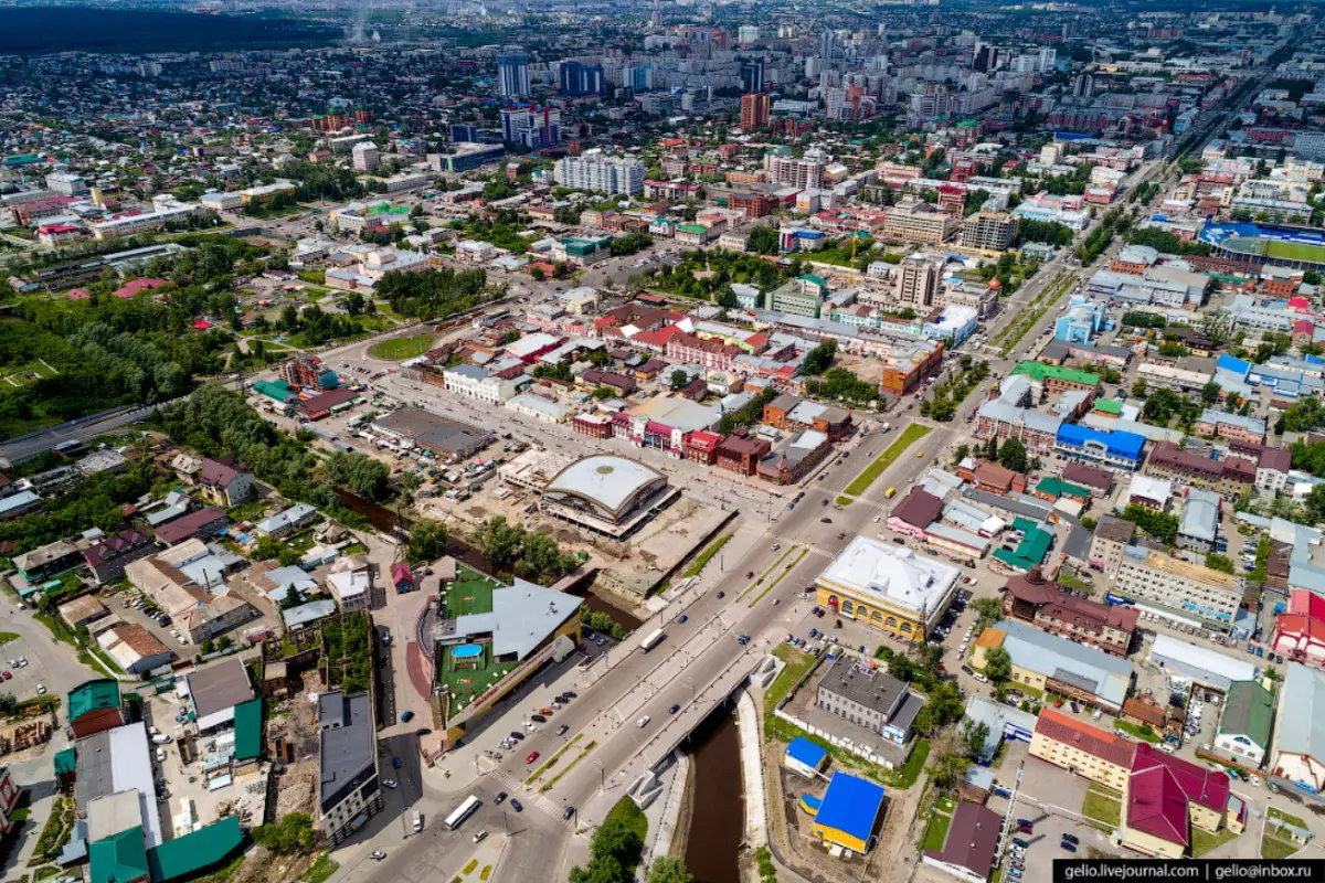 Barnaul - la capitale du territoire de l'Altai d'une hauteur de la gloire de Stepanov 4978_25