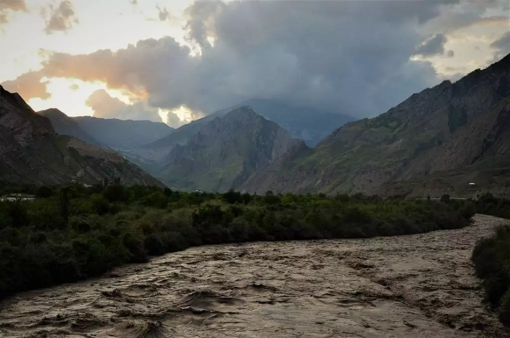 Fjellforsterker og befestet Dagestan Aules i Alexander Lapshina Lens 5303_56