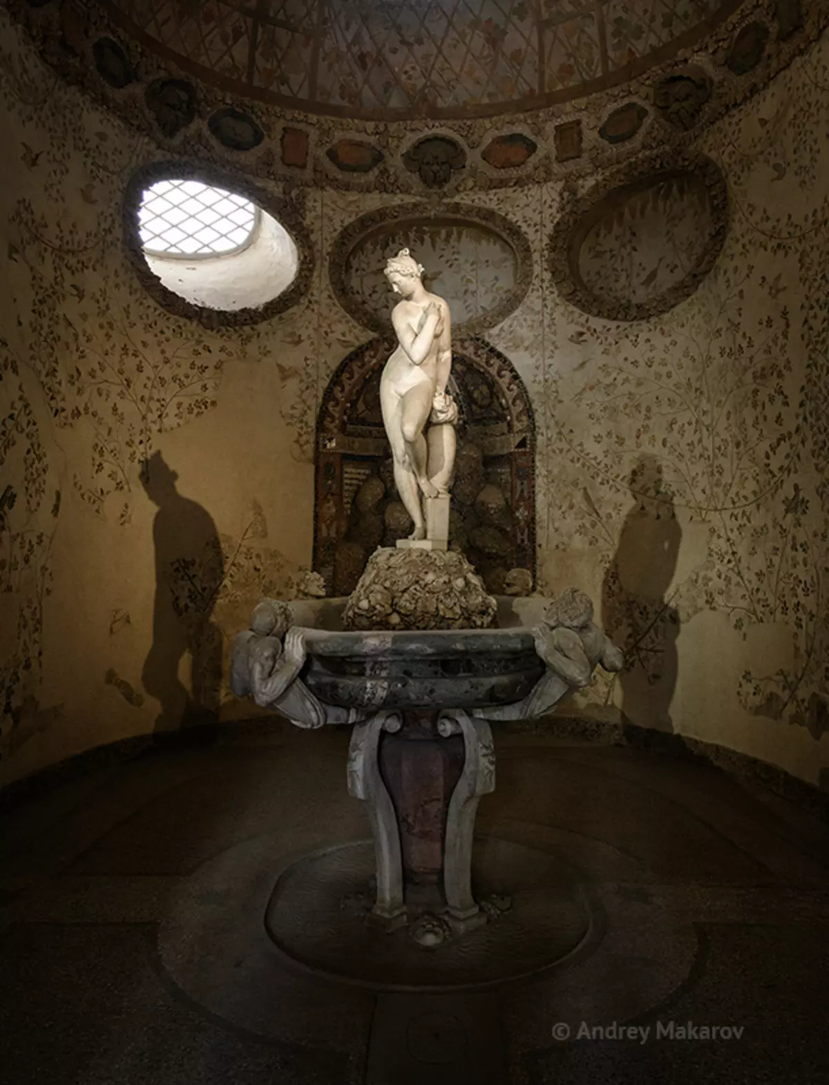 Florence: Buotalicy Grotto mu Andrei Makarova Lens 5465_4