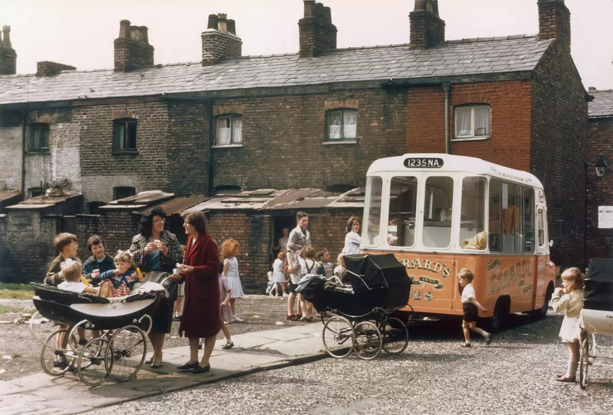 Kouzlo glumů Anglie na fotografiích Shirley Baker (Shirley Baker) 60s 5562_10