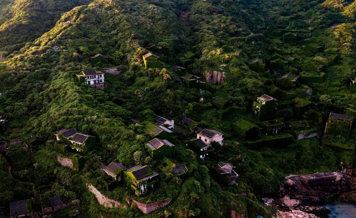 Shanshan's Ghost Island, Kina. Fotograf Johannes Eisele. 5805_15