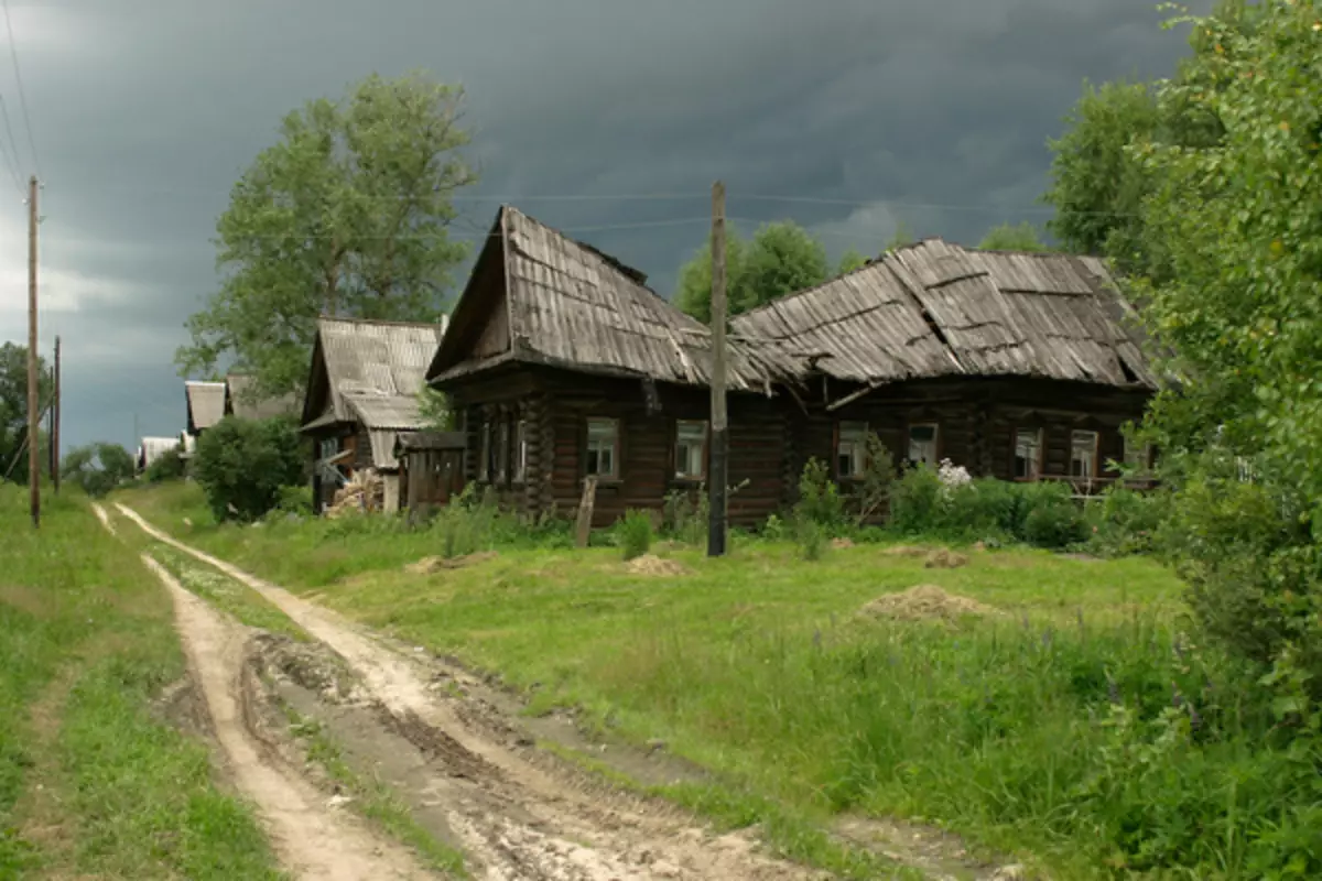 Vsakdanje življenje v sodobni ruski vasici na fotografijah Andrei Kremenchuk 5955_10