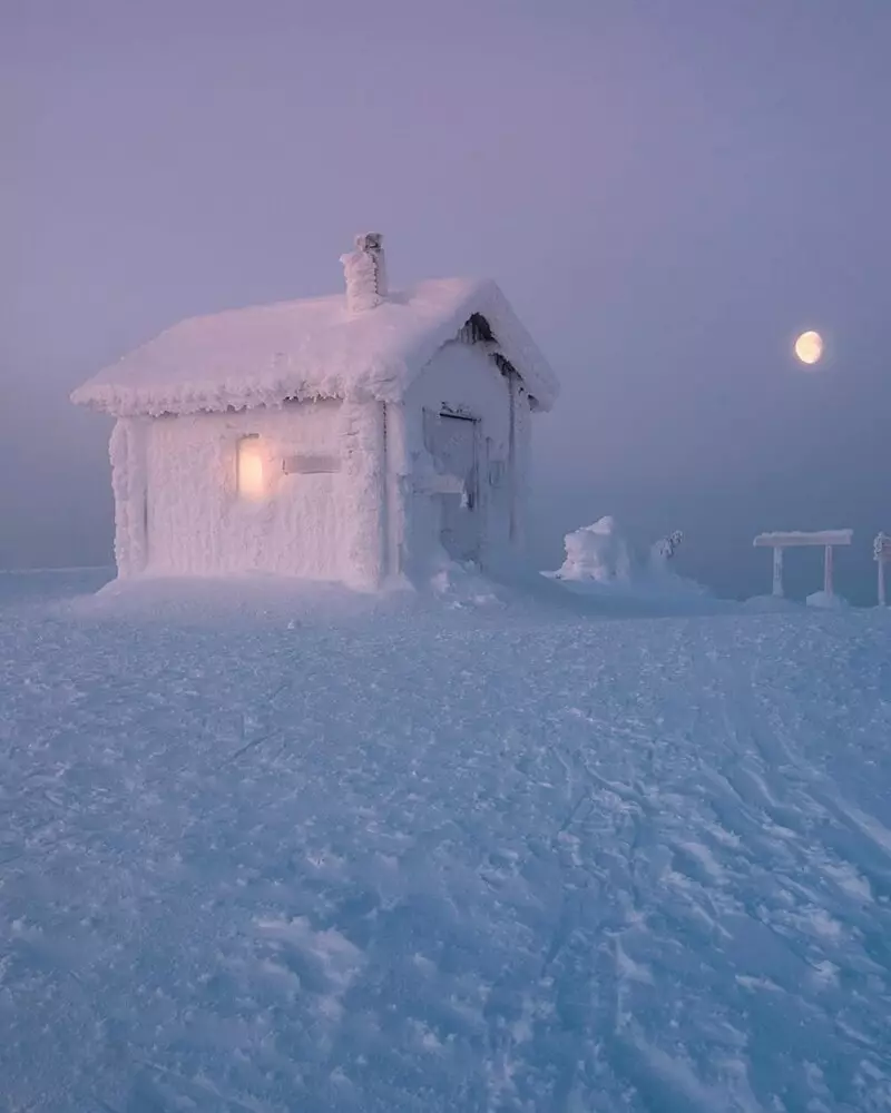 Winterverhaal op de foto's van Andrei Bazanov 59_19