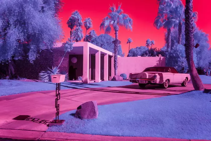 Dunia dalam kacamata merah muda! Palm Springs In Infrared Pictures Kate Ballis (Kate Ballis) 6160_16