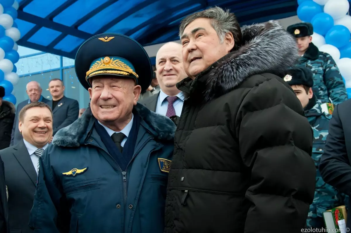 TULEYEV: Çfarë do të mbani mend ... Fotograf Evgeny Zolotukhin 6233_28