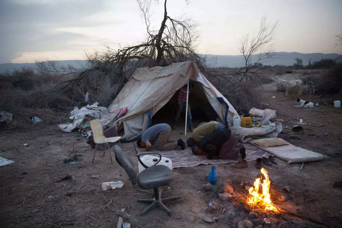 Ang mga Bedouin ng Dead Sea sa Lens Oded Balilty (Oded Balilty) 6273_4