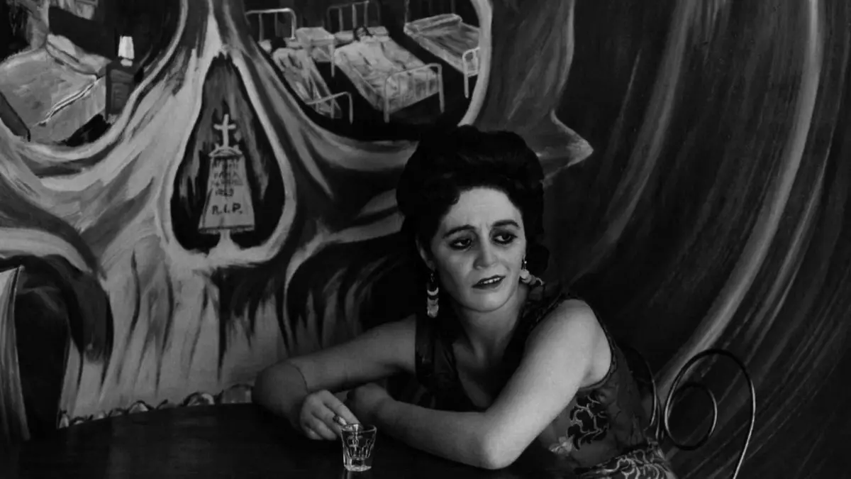 Virinoj en Socio: Fotisto Graciela Ierbide (Graciela Iturbide) 6379_2