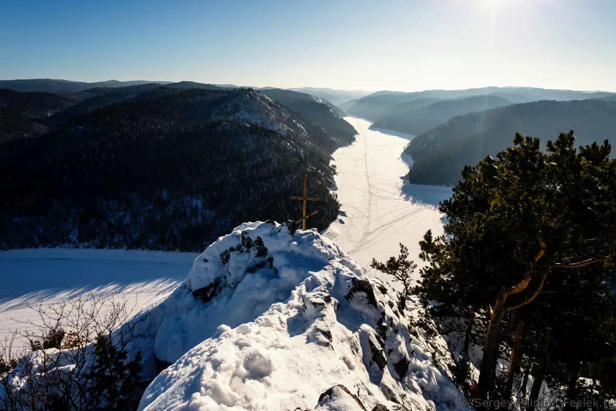 Cea mai bună punte de observare a Mării Krasnoyarsk este partea de sus a dintelui de munte Kozyrevsky. Fotograf sergey filino. 6410_17