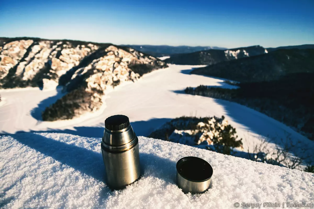 Cea mai bună punte de observare a Mării Krasnoyarsk este partea de sus a dintelui de munte Kozyrevsky. Fotograf sergey filino. 6410_2