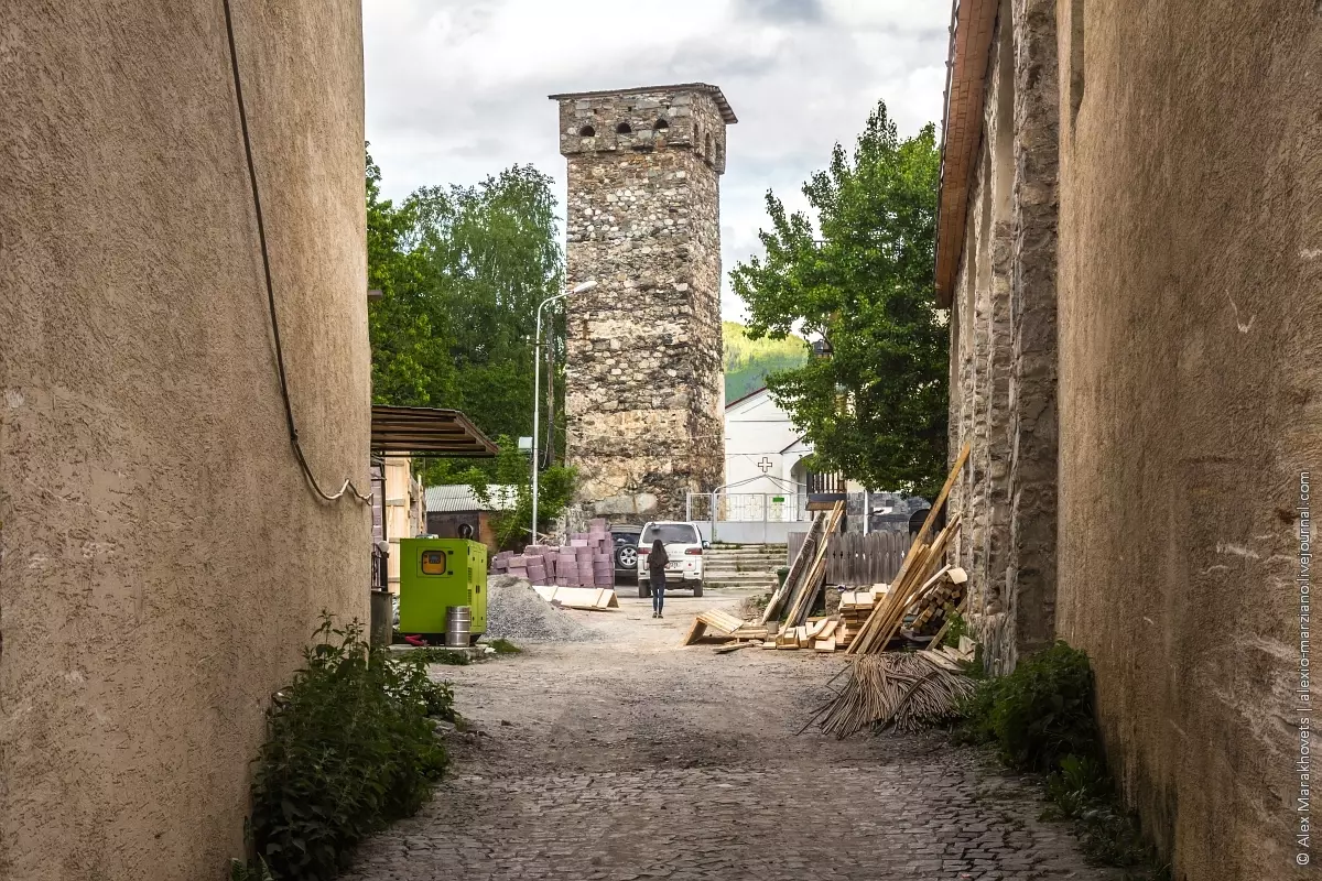 Ingaba i-Svan Tower iphawu luphambili lweGeorgia? Ifoto yefoto ye-maraksets 6430_14