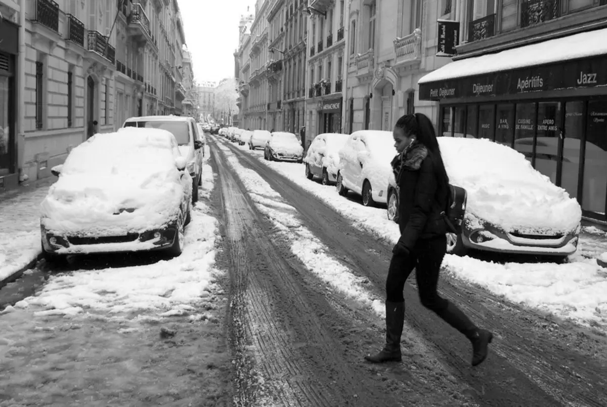 Paris Winter ... Snow ma le vai ... Photographer Nikolay Endhourgor 6468_19