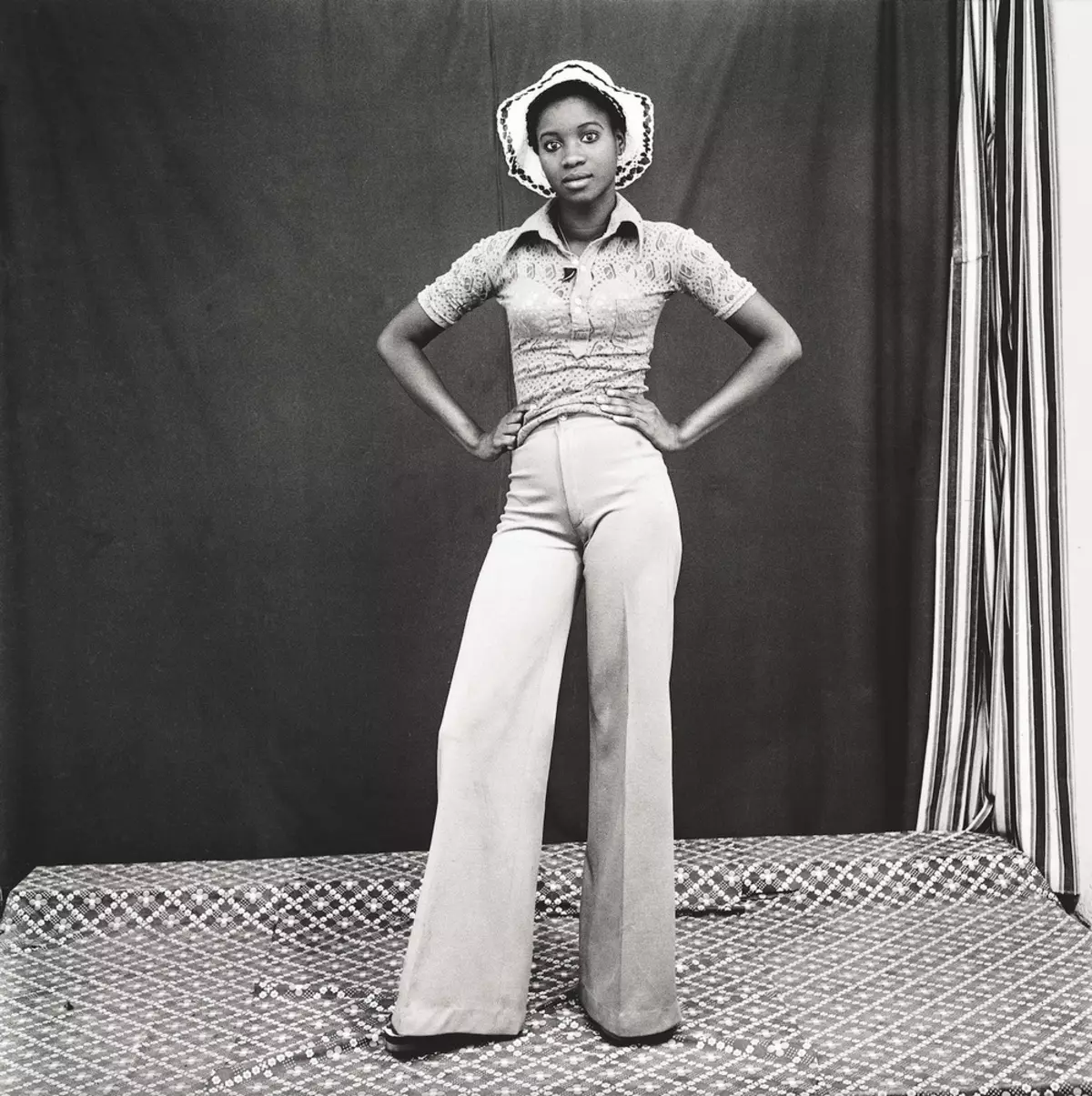 Afrika ni ulimwengu wa furaha, kamili ya furaha. Mpiga picha Malik Sidibe (Malick Sidibe) 6496_6