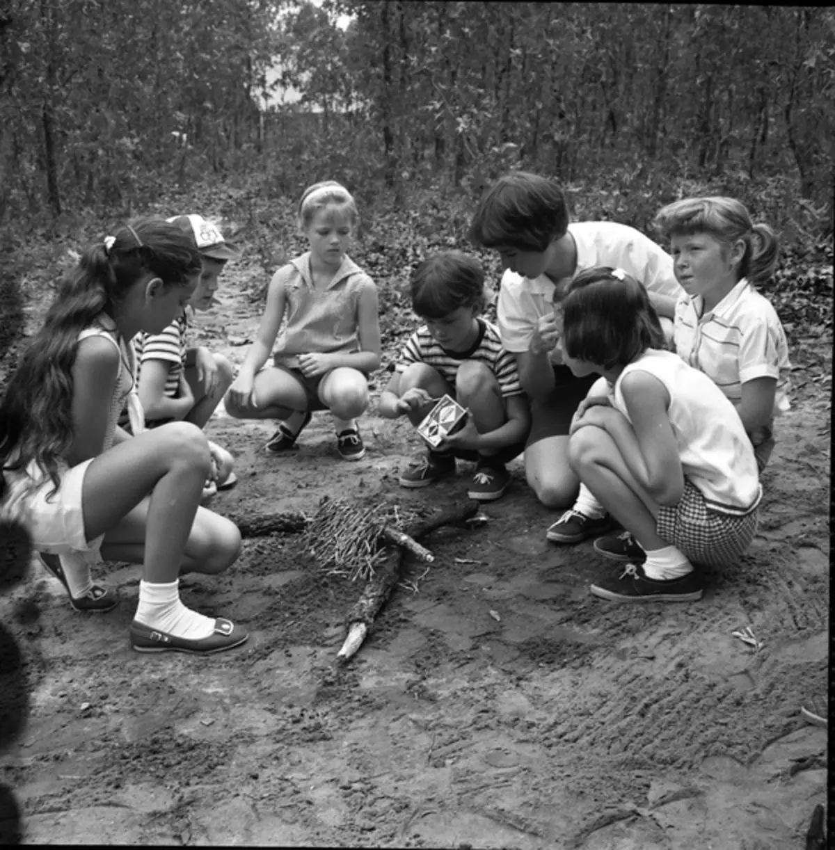 Children learn to breed a fire, 1960. 21. If you swim, then to the blue lips