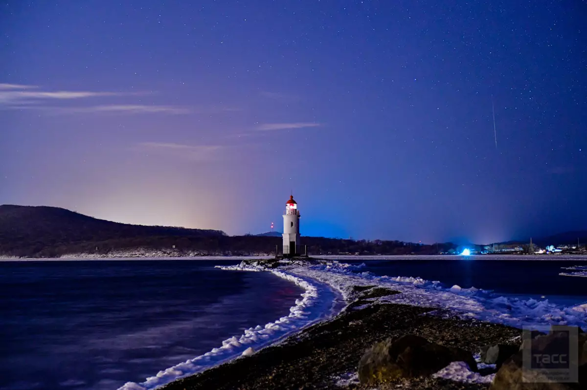 Meteoring Geminide Stream i himmelen over Vladivostok fra Yuri Smithuk (Yuriy Smityuk) 6659_21