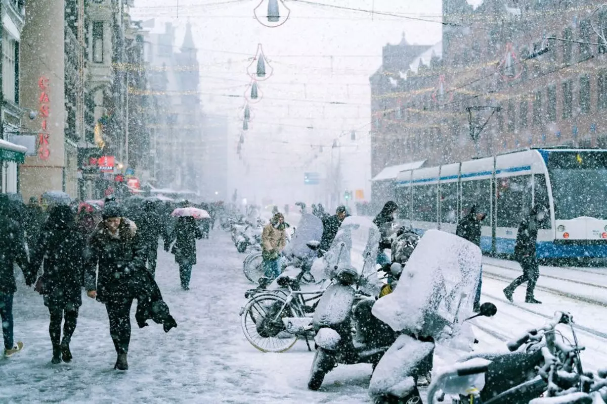 Snowstorm in Amsterdam ao Albert Dros Lens (Albert Dros) 6745_11