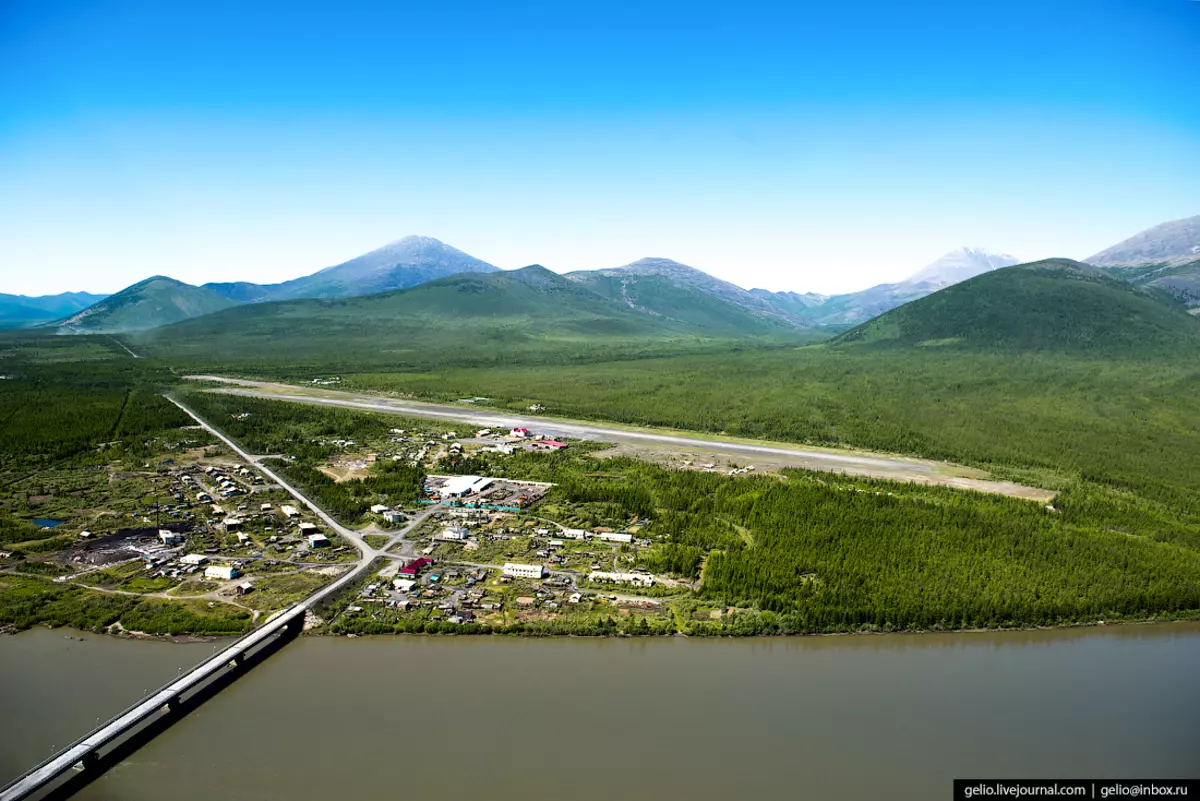 La bellesa de Rússia: el poble de Yakut d'Ust-nehra. Fotos de la glòria Stepanova 6886_10