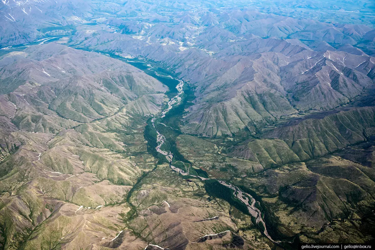 La bellesa de Rússia: el poble de Yakut d'Ust-nehra. Fotos de la glòria Stepanova 6886_15