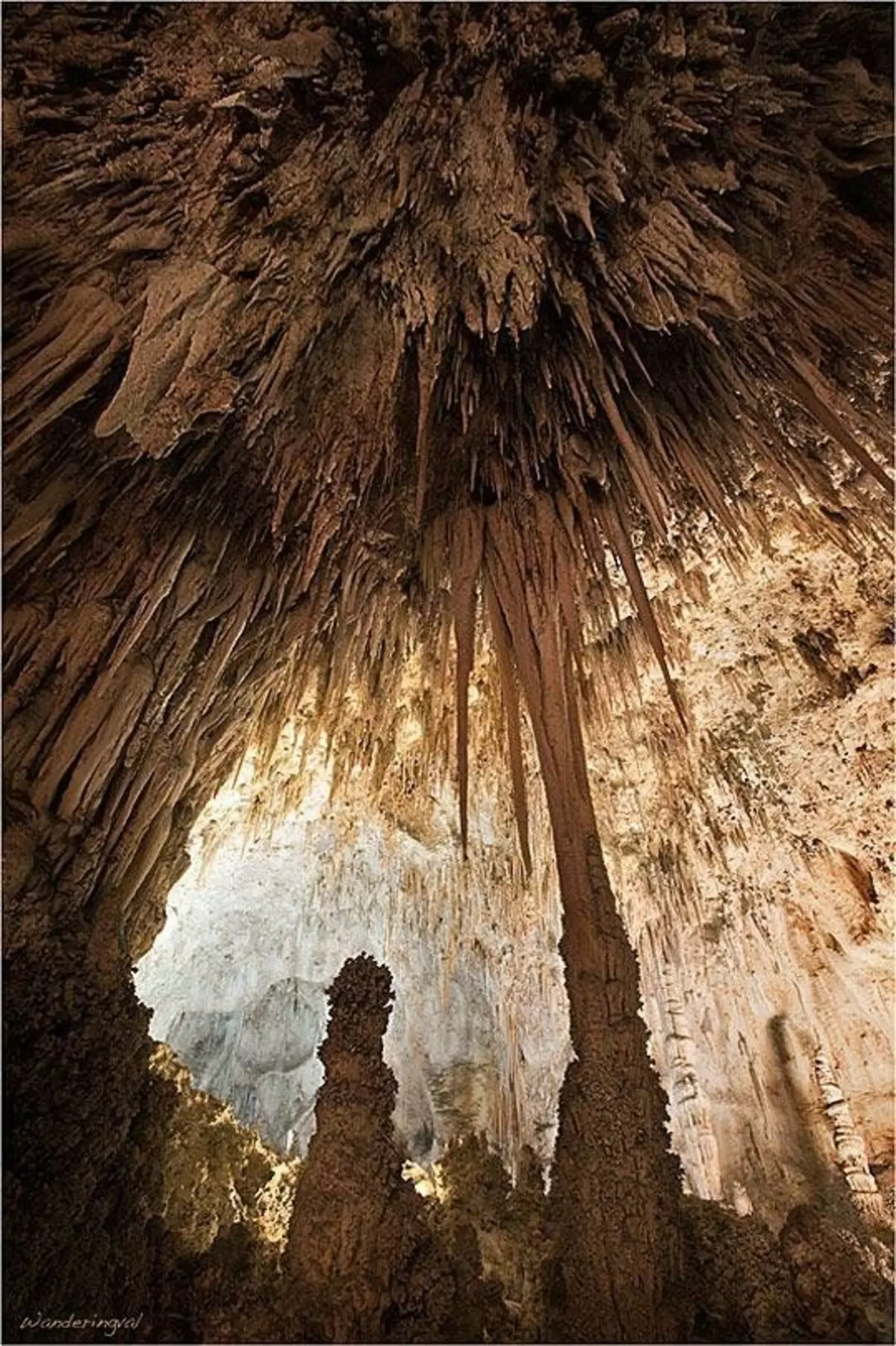 Tərləmə-böyüyən gözəllik: Stalagmites və nağıl kimi stalagmites və stalaktitlər 705_10