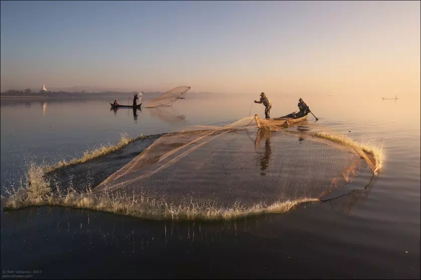 INIVALIATION! Ang Kinabuhi sa mga monghe sa Myanmar sa Lens sa Peter Ushanov 7088_6