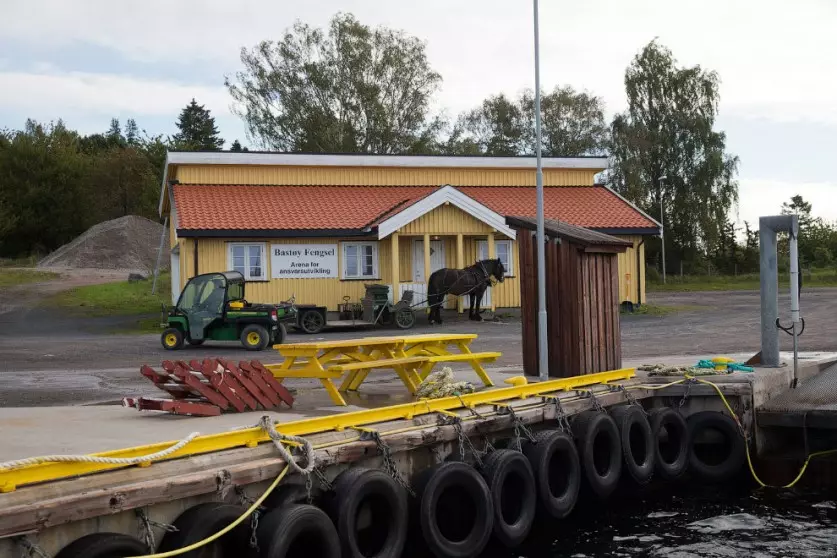 Basic: Fængsel på Djævelens Island. Photographer Rustem Adagamov. 7248_8