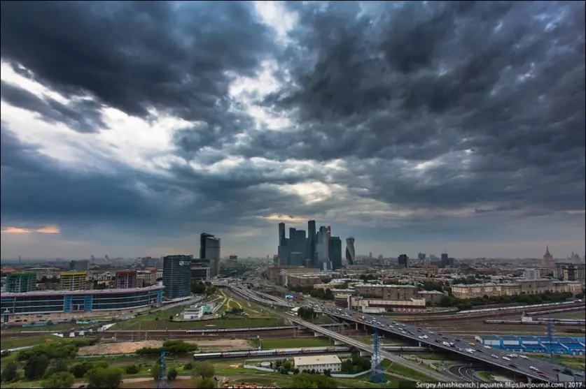 Moscow sky in the photos of Sergey Anashkevich 7619_1