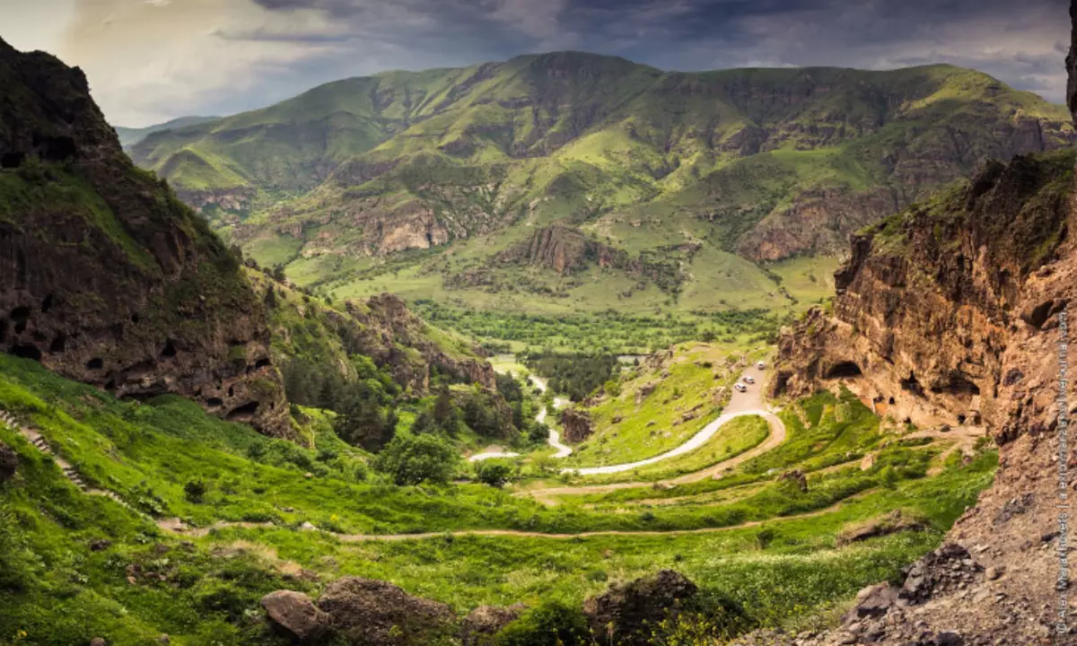 Nabata na vas-kvubaby, Georgia. Onye na-ese foto Alexey Mara 7684_1