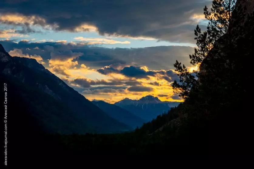 Alla, Buryatia - สถานที่บำบัดวิญญาณและร่างกาย! ช่างภาพ Shatov Aleksey 7756_23