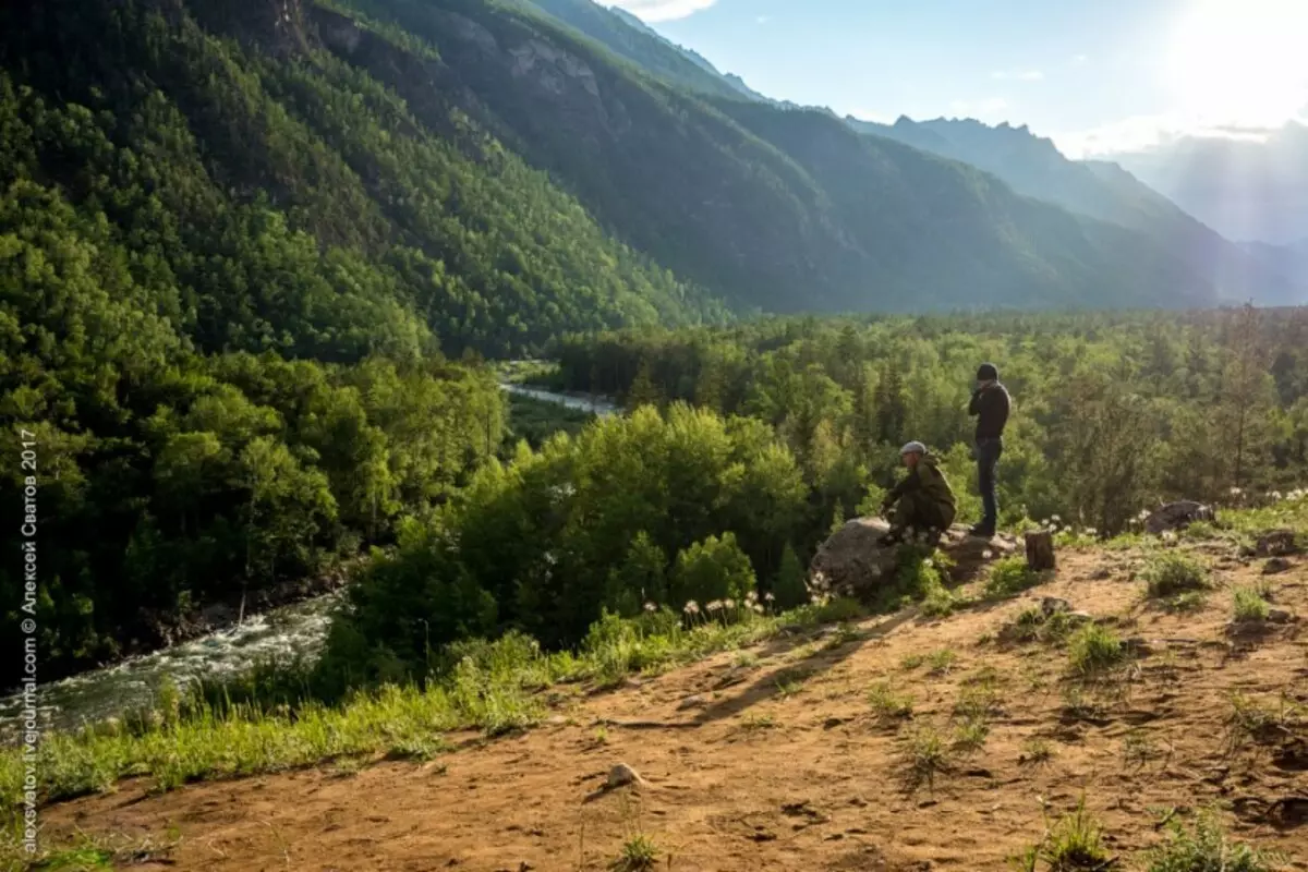 Alla, buryatia - ib qho chaw kho tus ntsuj plig thiab lub cev! Tus tub yees duab Shaftov Alcewsey 7756_8