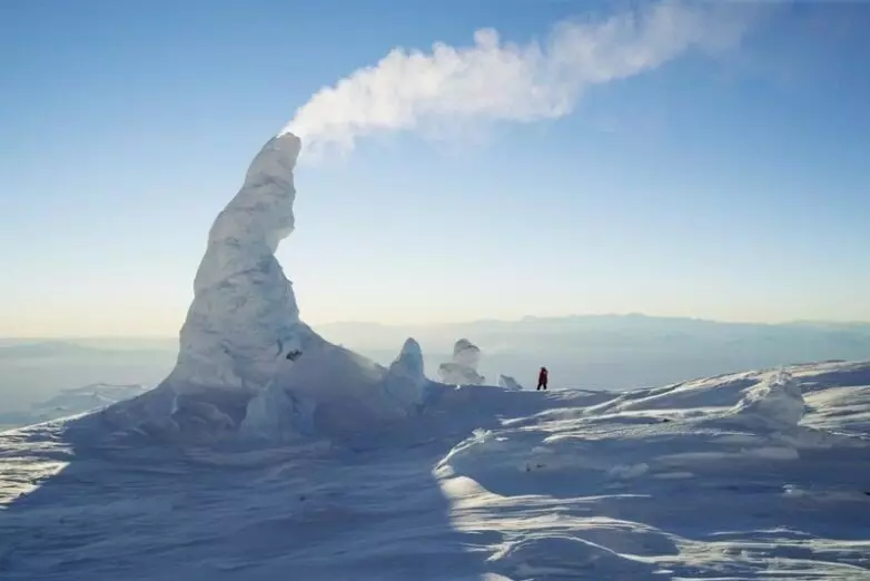 Torri di ghiaccio e caverne Volcano Erebus 78_1