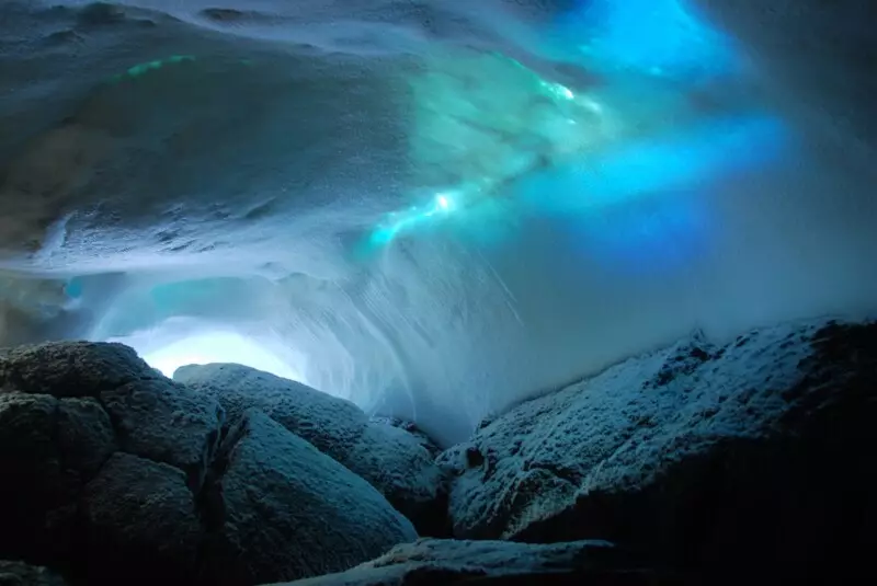 Torri di ghiaccio e caverne Volcano Erebus 78_11