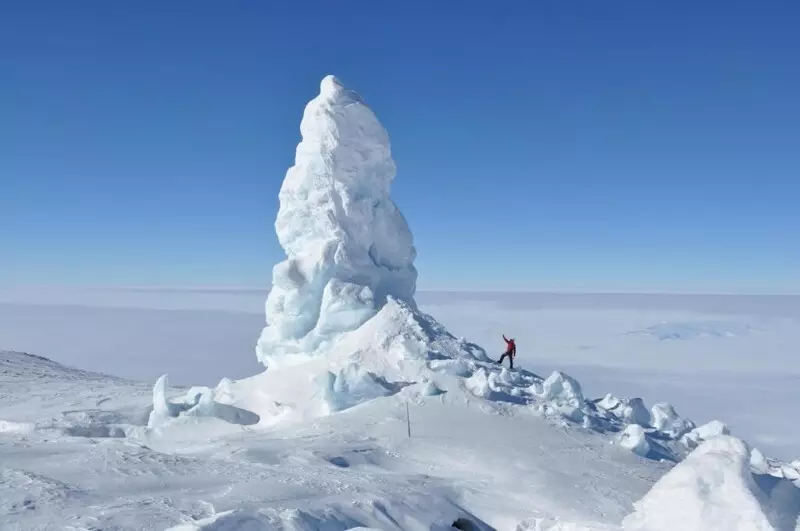 Torri di ghiaccio e caverne Volcano Erebus 78_3