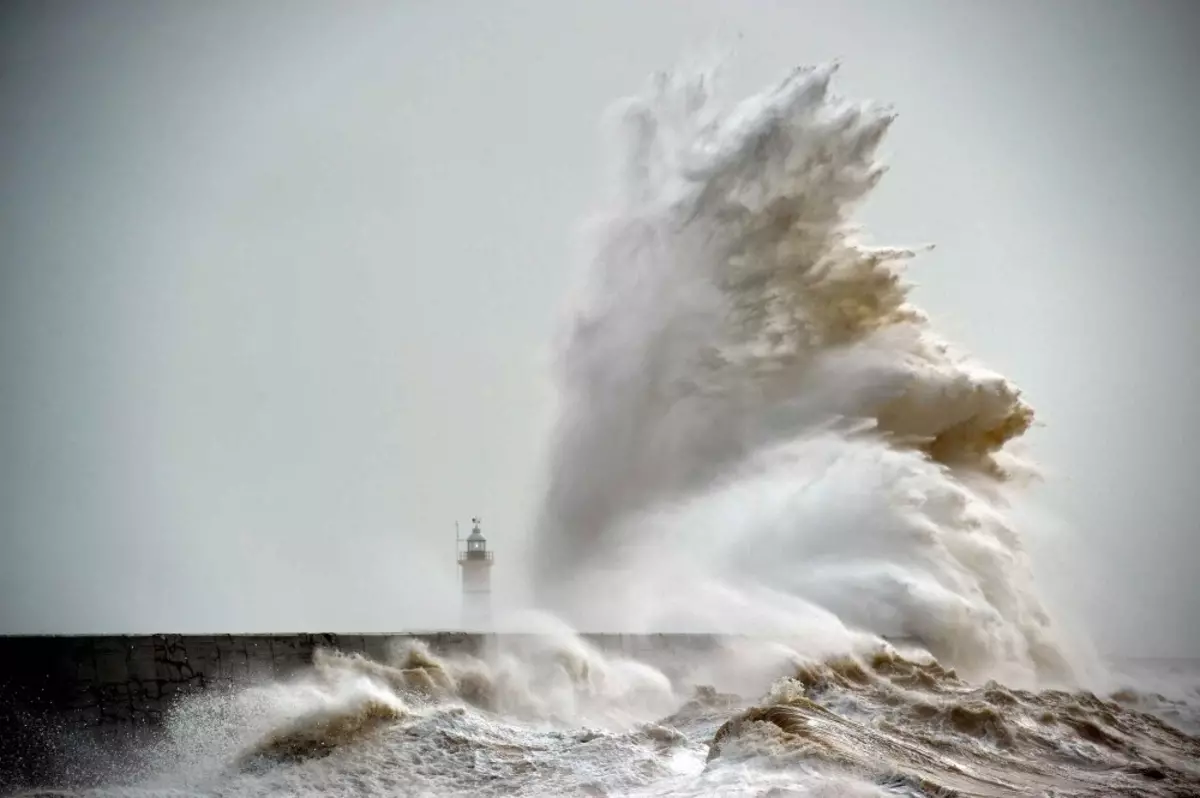 © Glyn Kirk Bil tilbage ved Lake Erie