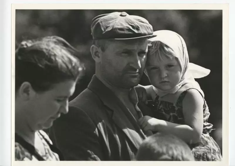 Viktor Akhlomov - Klasika sovietskych a ruských fotografií 8370_13