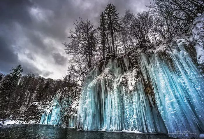 Pearl of Croatia: Winter Plitvice Lakes sa Tamas Tamas (Tamas Toth) 8428_1