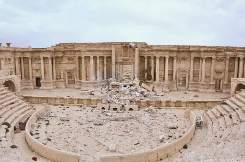 Neue freigebende alte Palmyra durch die Augen von Fotografen 8503_9